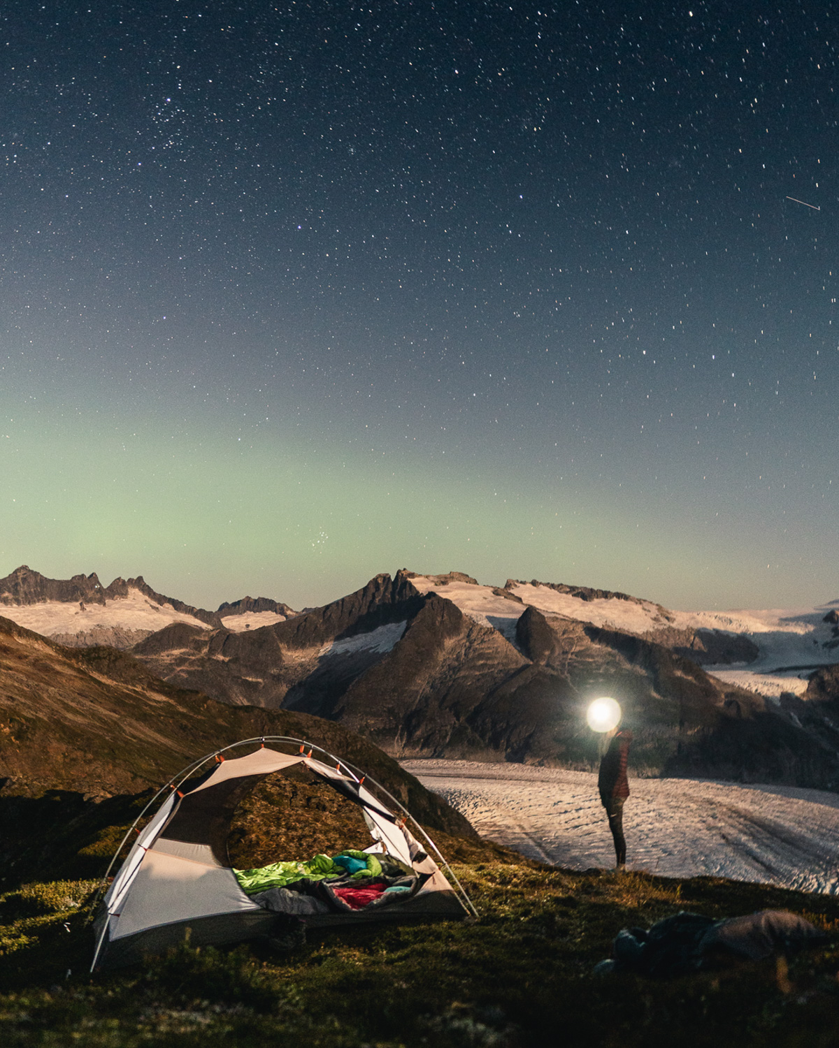 13 Outdoor Winter Activities to Try this Year - Miss Rover