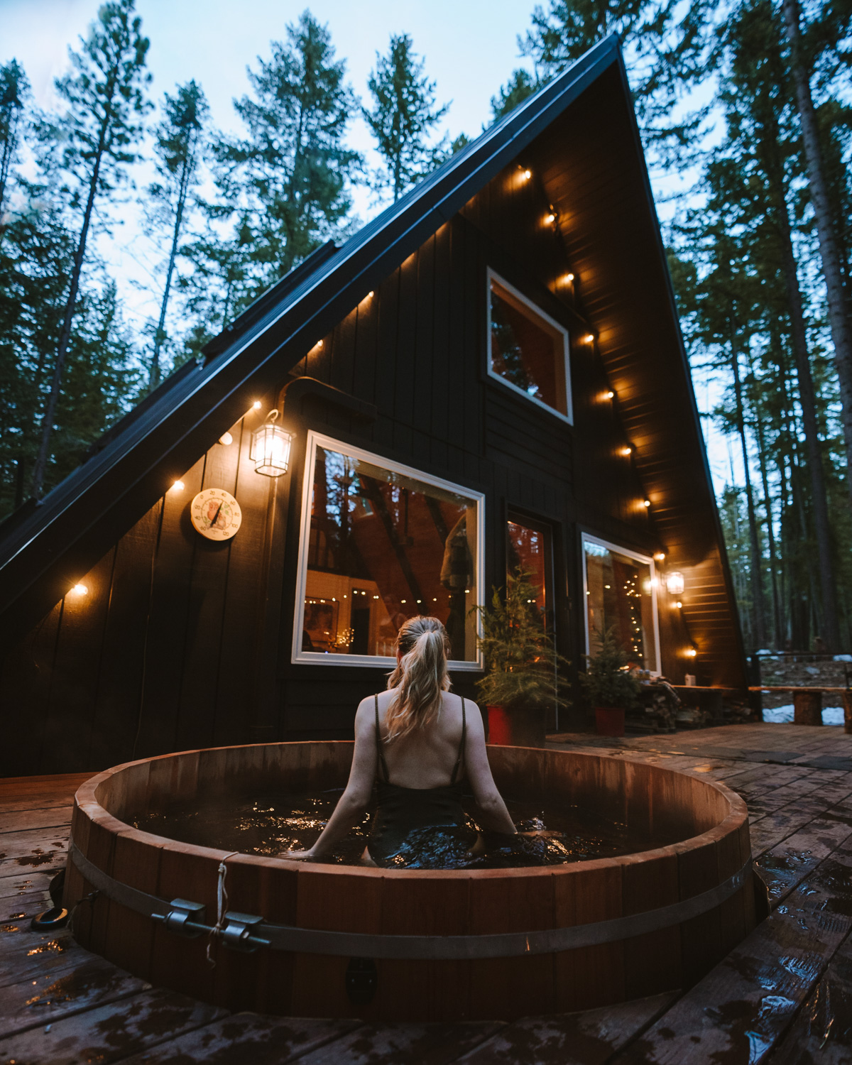 8 Dreamy PNW Cabin Stays for a Cozy Getaway! - Miss Rover
